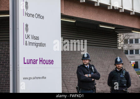 Croydon, UK. 5th April, 2016. The Home Office Uk Visas & Immigration ...