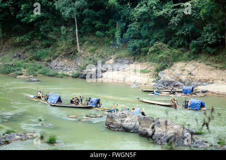 Tanintharyi Division, Gold panners on the upper Great Tenasserim ...