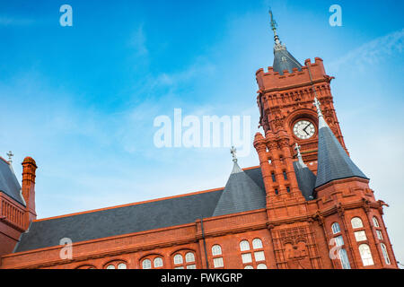 Cardiff Bay, Mermaid Quay and Pierhead building with old wooden ...