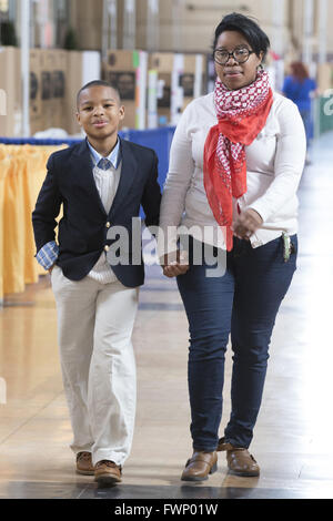 Kansas City, MO, USA. 5th May, 2025. Chicago White Sox relief pitcher ...