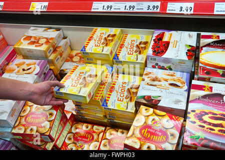 Frozen pastries in a German Kaufland supermarket Stock Photo - Alamy