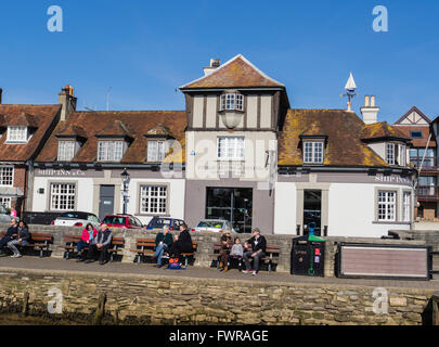 The Ship Inn, Lymington Quay, Lymington, market town, Hampshire Stock ...
