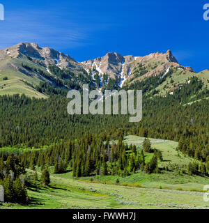 red conglomerate peaks in the sawmill creek basin of the beaverhead ...