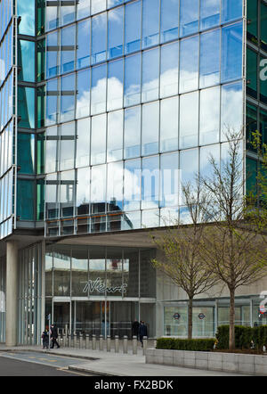 HARPER COLLINS OFFICE, LONDON, UK Stock Photo - Alamy
