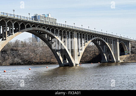 Ford Parkway Bridge in Minnesota Stock Photo - Alamy