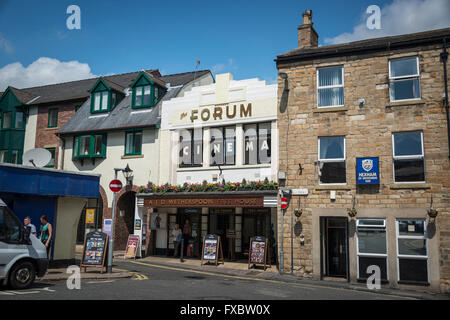 Art Deco Forum Cinema Hexham (Wetherspoons) facade, Market Place ...