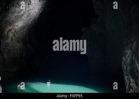 Ziyun, China. 15th April, 2016. Expedition members take picture of ...