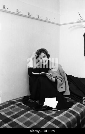 Deutsche Schauspielerin Doris Schade, Deutschland 1970er Jahre. German ...