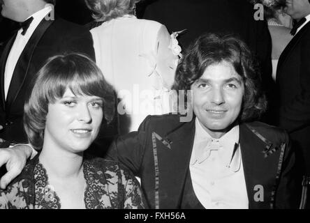 Der deutsche Schlagersänger Chris Roberts, Deutschland 1970er Jahre ...
