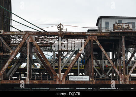 The Amtrak Dock Vertical Lift Bridge over the Passaic River ...