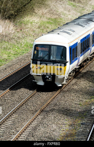 Class 165 Chiltern Railways diesel train, Warwickshire, UK Stock Photo ...