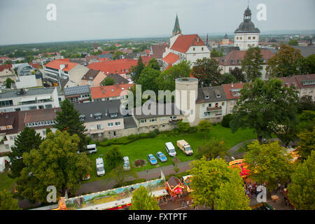 Deutschland, Nordrhein-Westfalen, Paderborn, Blick durch die Stock ...