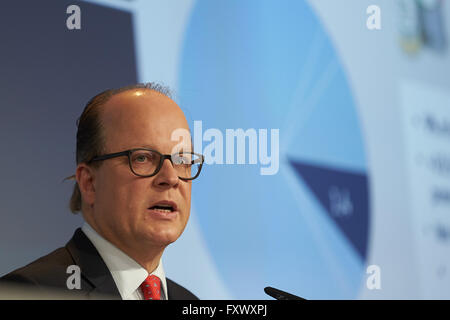 Ingelheim, Germany. 19th Apr, 2016. Hubertus von Baumbach, designated ...