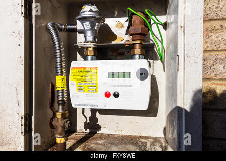 British gas smart meter monitoring usage energy home technology UK ...