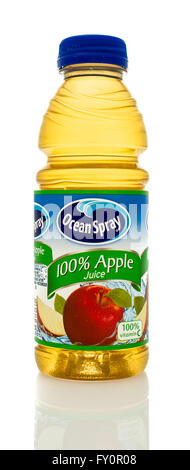 100% Apple Juice Stock Photo - Alamy