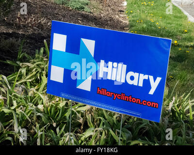 Hillary Clinton yard sign for United States President Stock Photo - Alamy