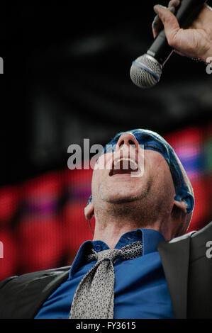 REM performing at Live 8, Hyde Park, London. 2 July 2005 Stock Photo ...