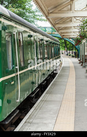 Bench, Stanhope Station, Stanhope Weardale, England Stock Photo - Alamy