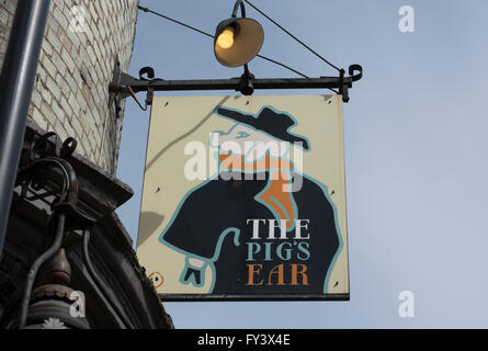 Pigs Ear Pub; Chelsea; London; England; UK Stock Photo - Alamy