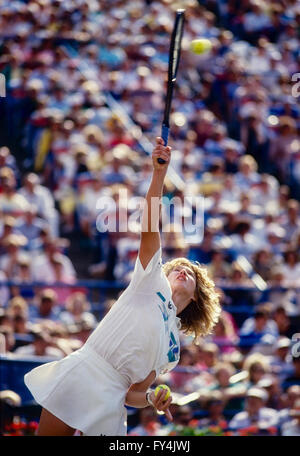 Steffi Graf (GER) competing at the 1986 US Open Stock Photo - Alamy
