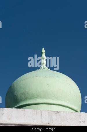 Close-up of Green Dome of Islamic Mosque, Oman Stock Photo - Alamy