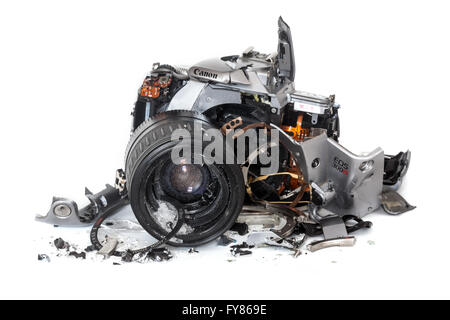 Smashed, broken Camera Stock Photo: 102828139 - Alamy