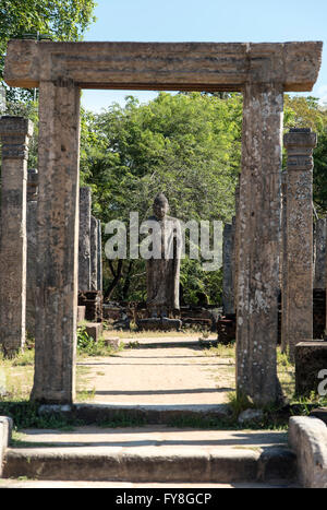 Sacred Quadrangle at Polonnaruwa Ancient city, Pulathisipura and ...