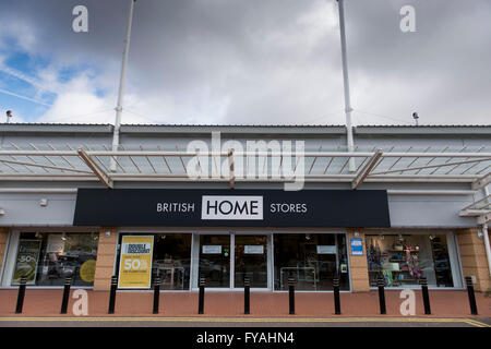 British Home Stores (BHS) store at Cardiff Bay retail park, Cardiff ...