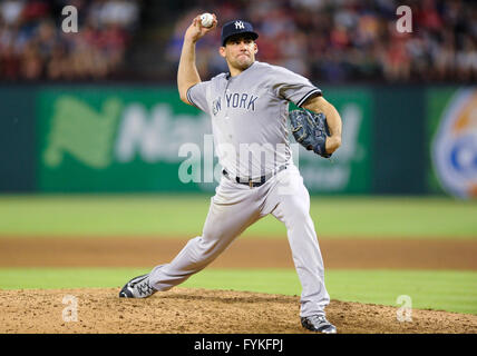 Texas Rangers starting pitcher Nathan Eovaldi throws during the first ...