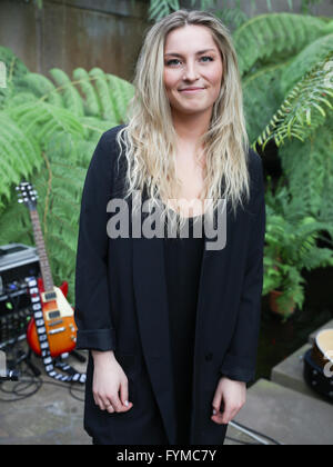 FAHRENHAIDT with singer Amanda Pedersen Stock Photo - Alamy