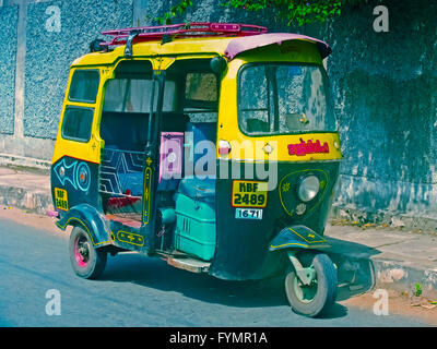Three wheeled taxis or auto rickshaws wait for riders in Chennai Stock ...