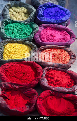 Green bright pigment on a white background Stock Photo - Alamy