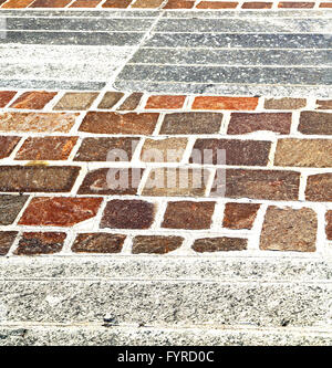 Painted line on concrete pavement Stock Photo - Alamy