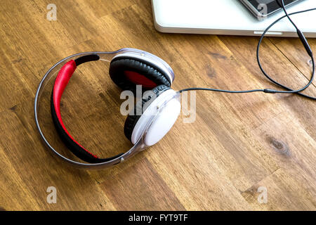 modern digital workspace on wooden background Stock Photo - Alamy