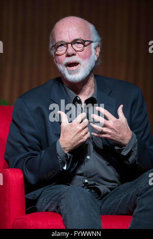 Pulitzer Prize-winning photographer David Hume Kennerly speaks about ...