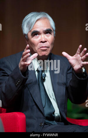 Pulitzer Prize-winning photographer Nick Ut speaks about his career and ...