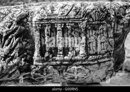 Ark of the Covenant, transport of? Or simply a Roman rheda Carruca ...