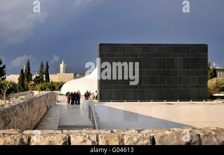 Shrine of the Book, Scrolls from the Qumran, Israel Museum, Jerusalem ...