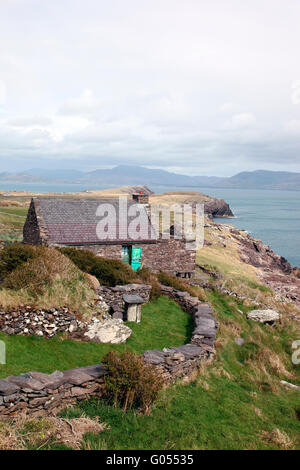 cottage No 2 Cill Rialaig artists retreat in Irish pre-famine village ...