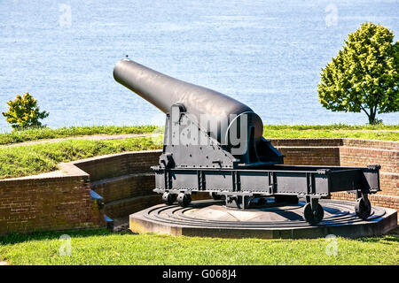 Cannon from the War of 1812 at Ft. McHenry, MD US Stock Photo - Alamy