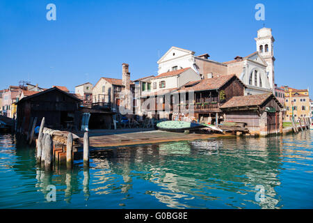 Gondola wharf in Venice, Italy Stock Photo - Alamy