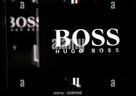 das Logo der Marke "Boss", Berlin Stock Photo - Alamy