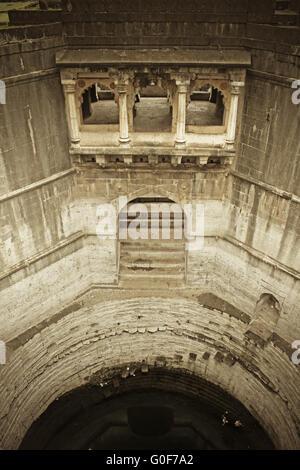 Structure at Bara Mota chi Vihir (Well), Historic well at Limb Village ...