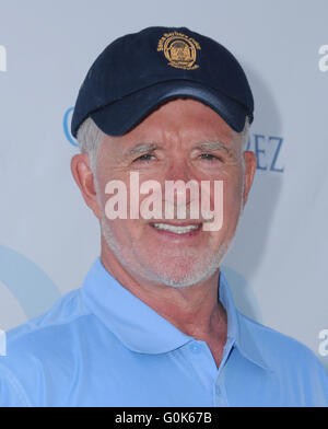 Burbank, CA, USA. 21st Feb, 2016. 02 May 2016 - Burbank, California ...