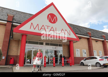 Matalan retail store front Stock Photo - Alamy