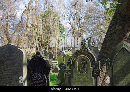 Leeds Burial Ground, Beckett Street Cemetery Stock Photo - Alamy