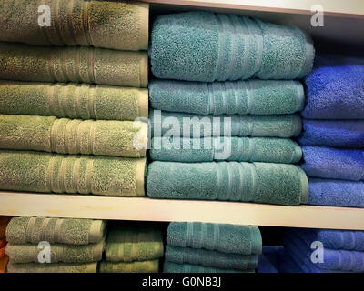 stacks of towels Stock Photo - Alamy
