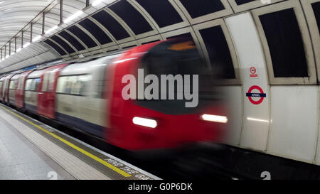 Angel Underground Station platform, Islington, London Borough of ...