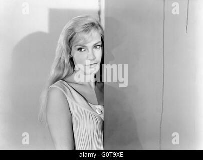 Estella Blain / Women Disappear / 1959 directed by Edouard Molinaro ...