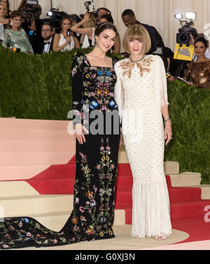 Anna Wintour and Bee Shaffer attend 79th annual TONY awards at Radio ...